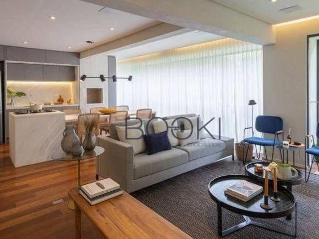 Apartamento com 2 suítes à venda no Invert campo belo