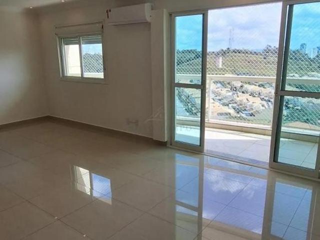 Apartamento com 2 suítes à venda no Resort Tamboré