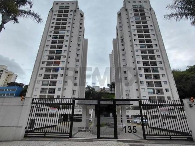 Apartamento com 2 Suítes, Andar Alto e Vaga de Garagem na Severino Meireles