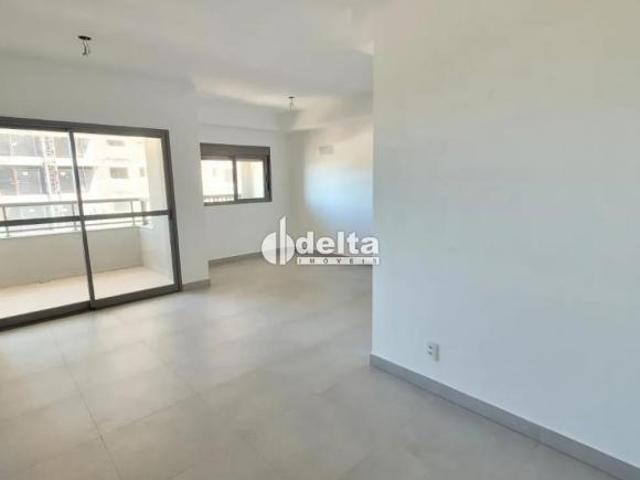 Apartamento com 2 suítes disponível para locação no bairro Gávea em Uberlândia MG