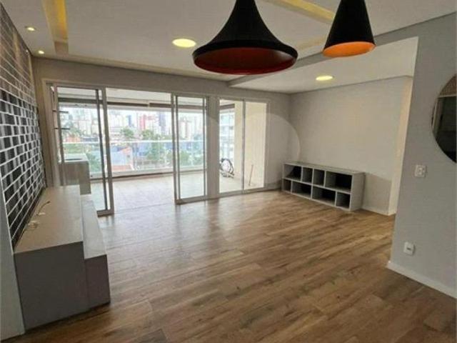 Apartamento com 2 suítes e lazer completo no Bosque da Saúde