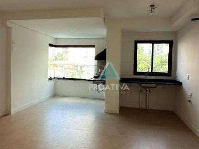 Apartamento com 2 suítes e ótima localização Bairro Campestre em Santo André