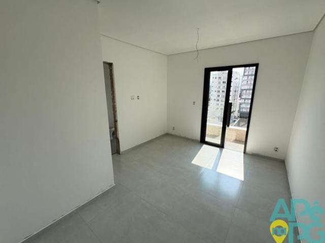 Apartamento com 2 suítes no Canto do Forte!