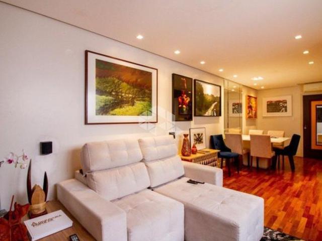 Apartamento com 2 suítes no Bairro Auxiliadora em Porto Alegre