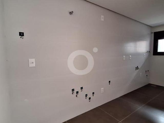 Apartamento com 2 suítes no centro de Gramado