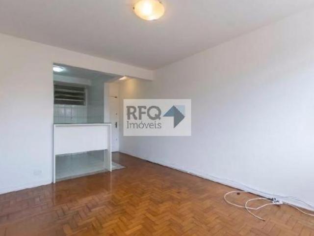 Apartamento com 2dormitorios para venda em ótima localização perto de metro e linhas de ônibus !