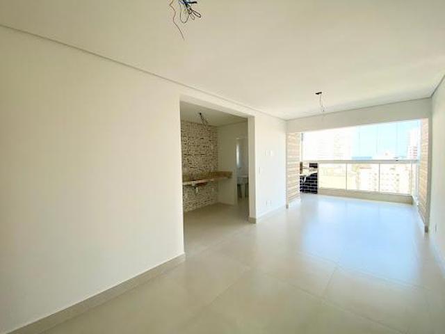 Apartamento com 2quartos sendo 1 suíte à venda, 67 m² por R$ 750.000 Enseada Guarujá/SP