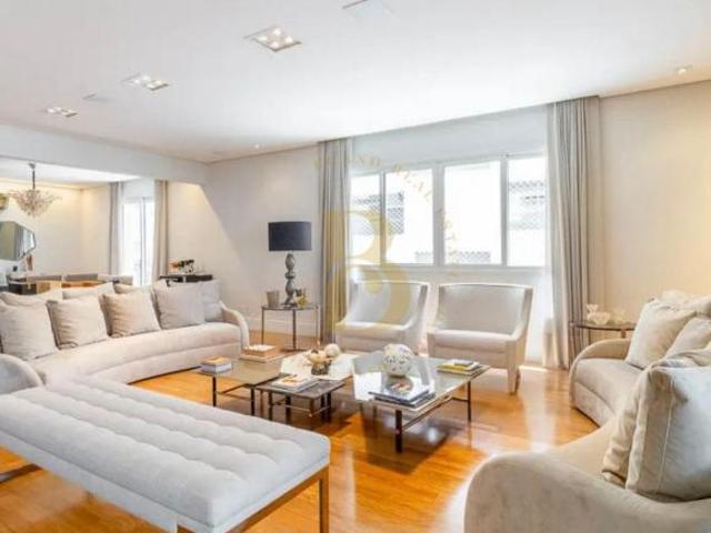 Apartamento com 304.0 m², à venda no bairro Higienópolis
