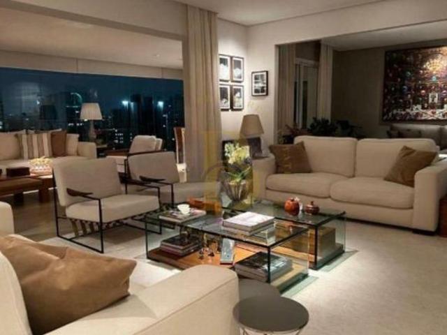 Apartamento com 308 m², 3 suítes e 4 vagas de garagem à venda no bairro Cidade Jardim