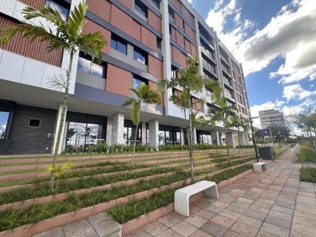 Apartamento com 300 m² e 4 quartos à venda em Noroeste