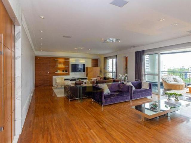 Apartamento com 301m², 3 quartos sendo 3 suítes à venda no bairro Planalto Paulista