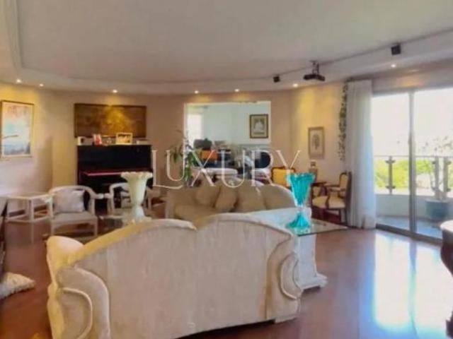 Apartamento com 302 m², 3 quartos sendo 3 suítes à venda no bairro Paraíso