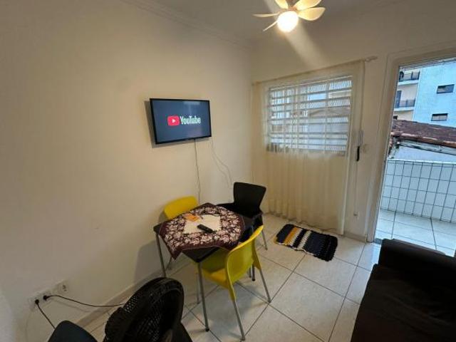 Apartamento com 30 m² e 1 quarto à venda em Guilhermina 300m do mar