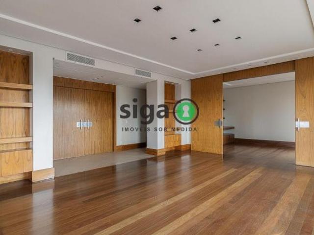 Apartamento com 310m², 3 suíte á venda por R$11.600.000 Moema São Paulo SP