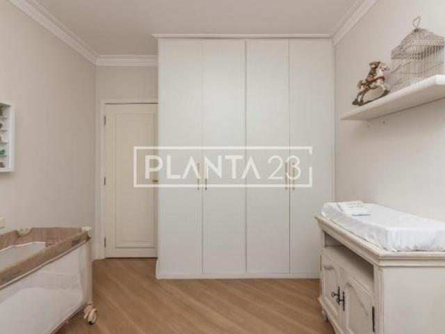 Apartamento com 321 m², 4 quartos sendo 2 suítes à venda no bairro Higienópolis