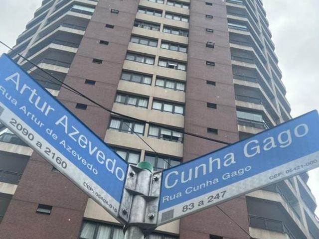 Apartamento com 32 m² e uma suíte à venda em Pinheiros
