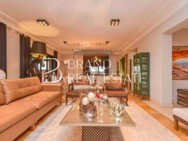 Apartamento com 330 m², 4 quartos sendo 4 suítes à venda no bairro Pacaembú