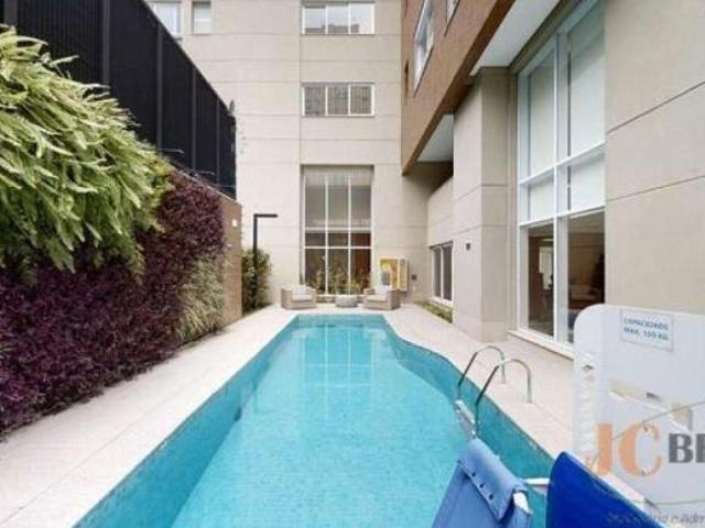 Apartamento com 330 m² de área útil, 4 Suítes, 5 Vagas