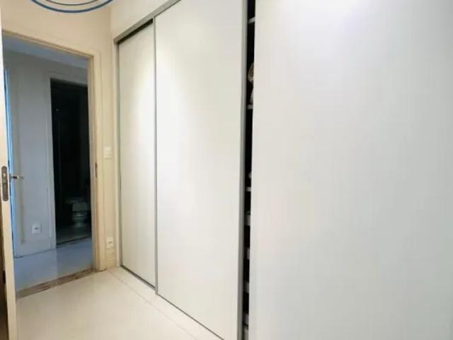 Apartamento com 3/4, porteira fechada no greenville, grande oportunidade!
