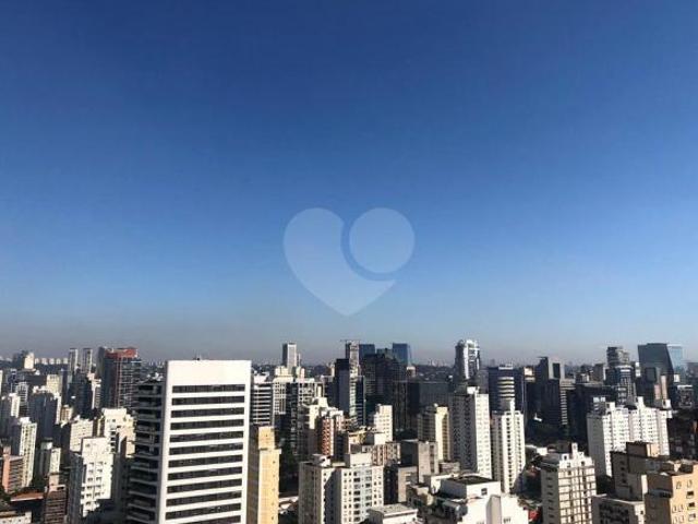 Apartamento com 354 m² e 4 quartos à venda em Vila Nova Conceição
