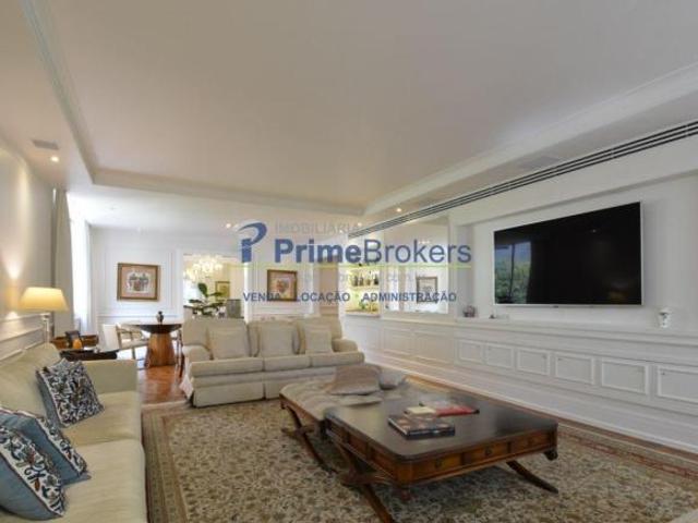 Apartamento com 350m² 4 Dorms 3Vagas Imediações Metro Santa Cecilia SP