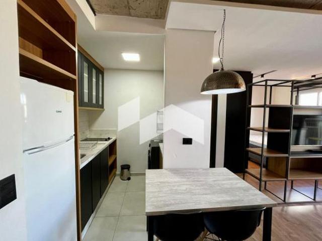 Apartamento com 35.5 m², 1 quarto sendo 0 suíte à venda no bairro Prado Velho