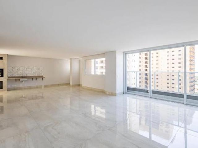 Apartamento com 360 m² no Jardim Goiás, próximo ao Parque Flamboyant