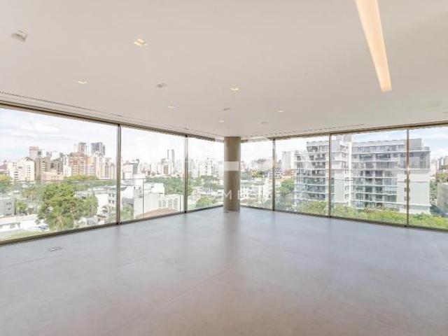 Apartamento com 372.34 m², 4 quartos sendo 4 suítes à venda no bairro Batel