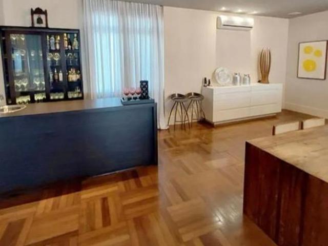 Apartamento com 380 m², 3 quartos sendo 3 suítes à venda no bairro Higienópolis
