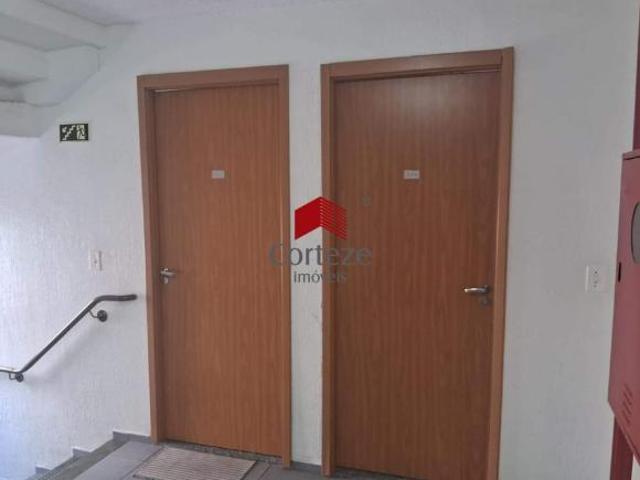 Apartamento com 38,4m² 2 quartos, à venda, no bairro Colônia Rio Grande em São José dos Pinhais