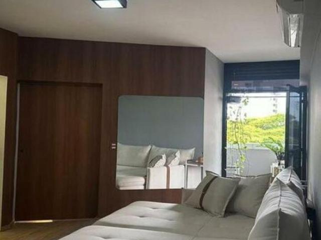 Apartamento com 39 m², 1 Dormitório, Living com ar condicionado, Varanda, 1 Vaga