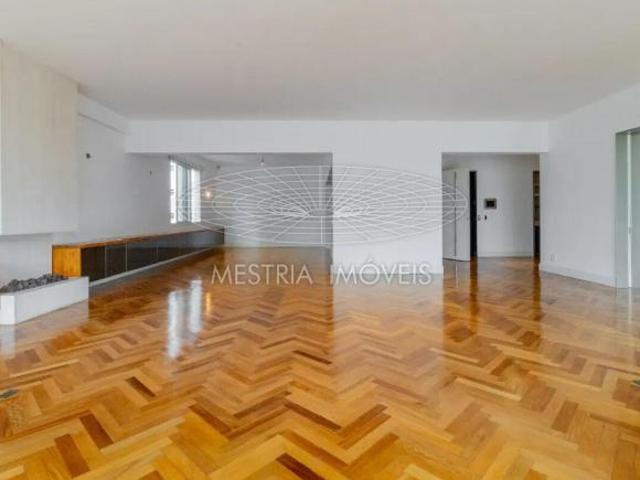 Apartamento com 400 m² | Luxo e exclusividade com vista para o verde em Higienópolis!