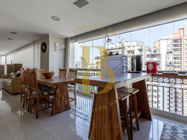 Apartamento com 401.38 m², 4 quartos sendo 4 suítes à venda no bairro Morumbi