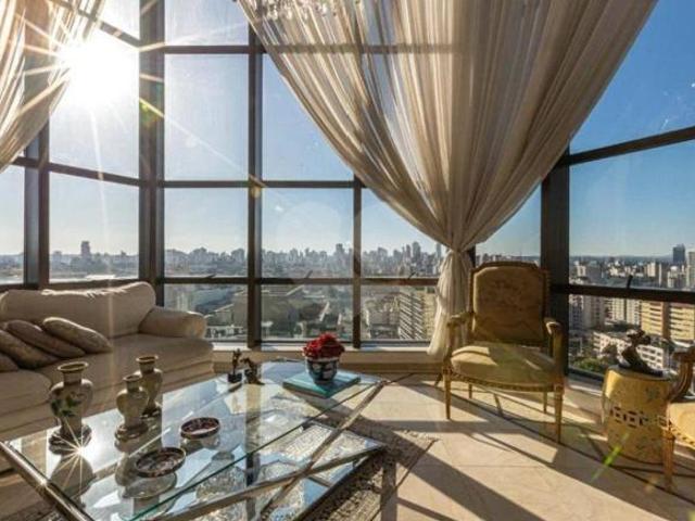 Apartamento com 412 m² e 4 quartos à venda em Batel