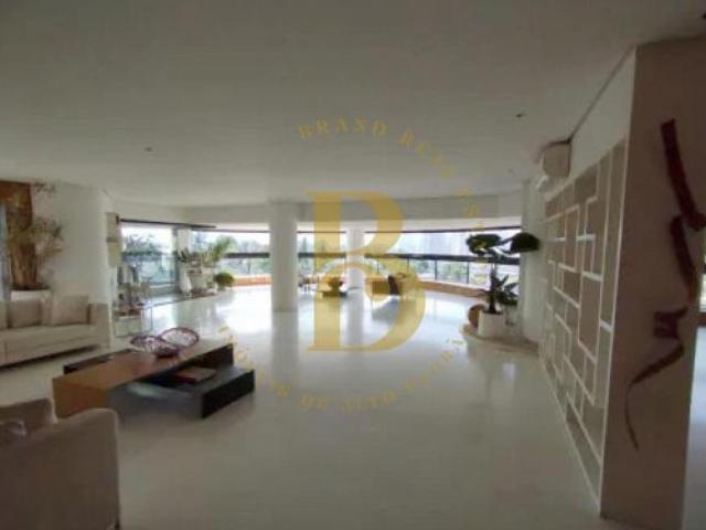 Apartamento com 441 m², 4 quartos sendo 4 suítes à venda no bairro Paraíso do Morumbi