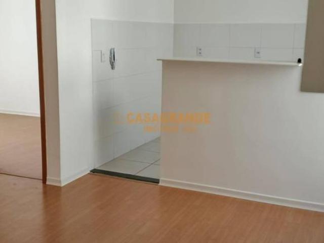 Apartamento com 44ms², no Jardim Santa Ines lll