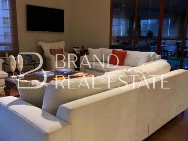 Apartamento com 450 m², 4 quartos sendo 4 suítes à venda no bairro Morumbi
