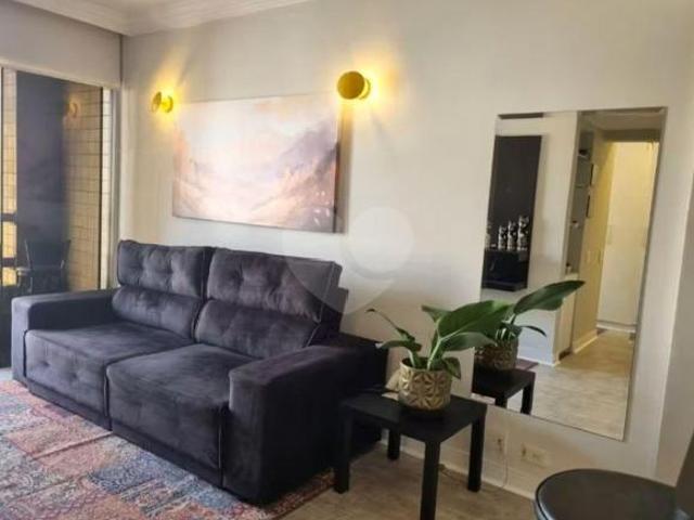 Apartamento com 45 m² e 1 quarto à venda em Pinheiros