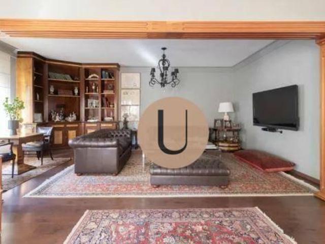 Apartamento com 474m² em Higienópolis