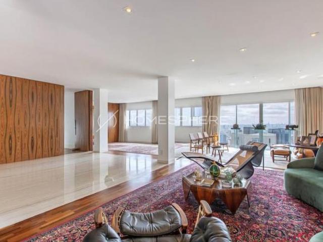 Apartamento com 475.0 m², à venda no bairro Bela Vista