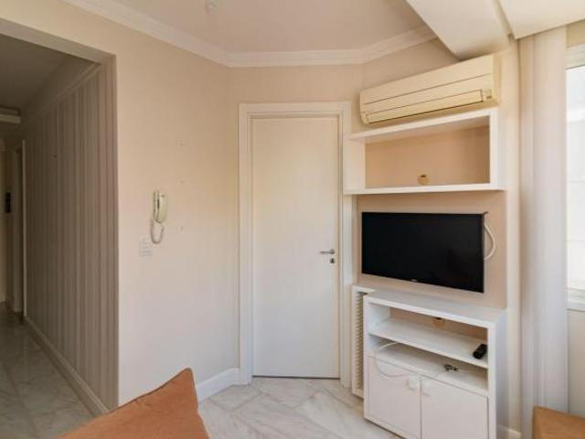 Apartamento com 47m², localizado no bairro Independencia em Porto Alegre/RS