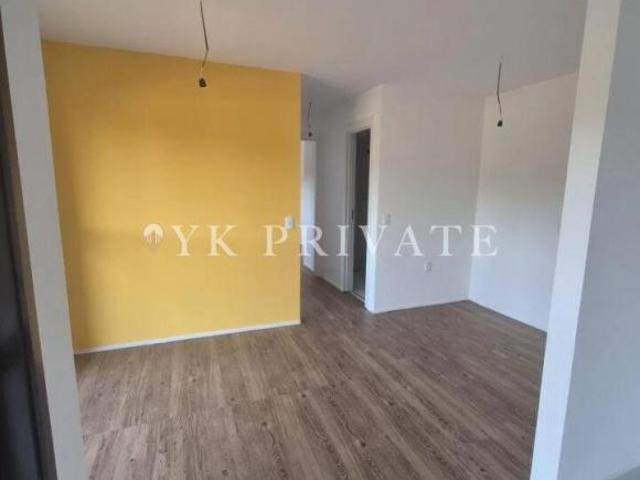 Apartamento com 47m², 2 dormitórios, 1 banheiros, 1 vaga de garagem, com sacada