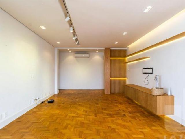 Apartamento com 4 Domitórios 1 Vaga em Higienópolis