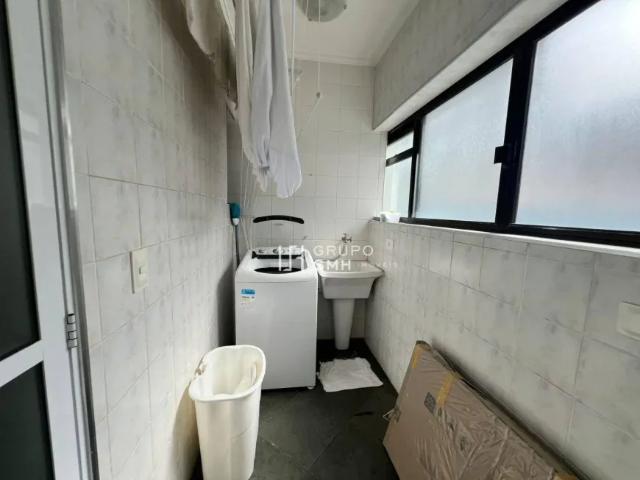 Apartamento com 4 dormitórios à venda, 137 m² por R$ 795.000,00 Praia das Pitangueiras Guarujá/S