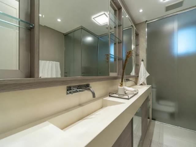 Apartamento com 4 dormitórios à venda sendo 4 suítes, 315.1 m² por R$ 13.800.000,00 Centro Bal