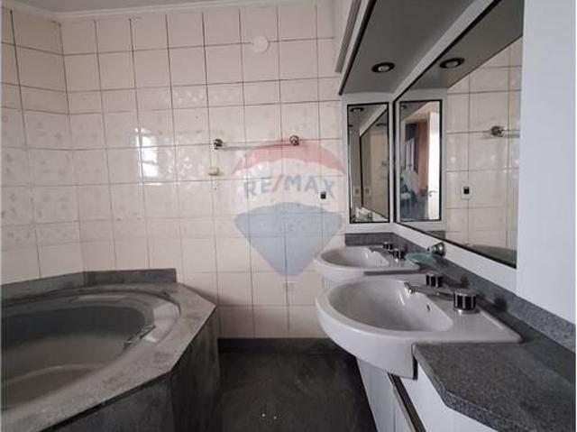 Apartamento com 4 dormitórios, 4 vagas demarcadas em Santana