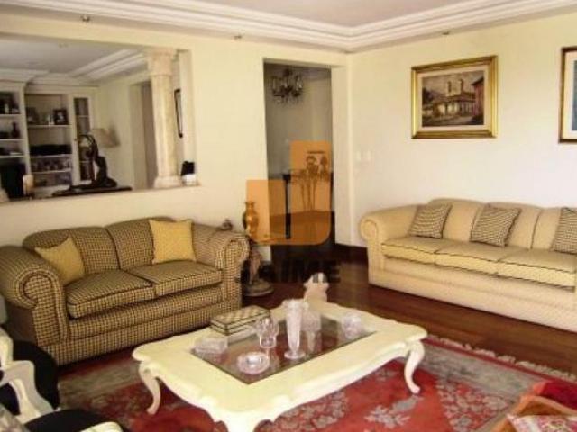 Apartamento com 4 Dormitórios 4 Vagas em Higienópolis