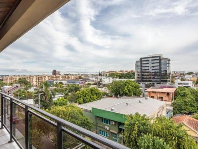 Apartamento com 4 dormitórios, 1 suíte, sacada, semi mobiliado. Aceita financiamento e FGTS