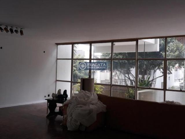 Apartamento com 4 dormitórios, 1 suíte, 2 vagas de garagem à venda, 260 m² Santa Cecília São Pau