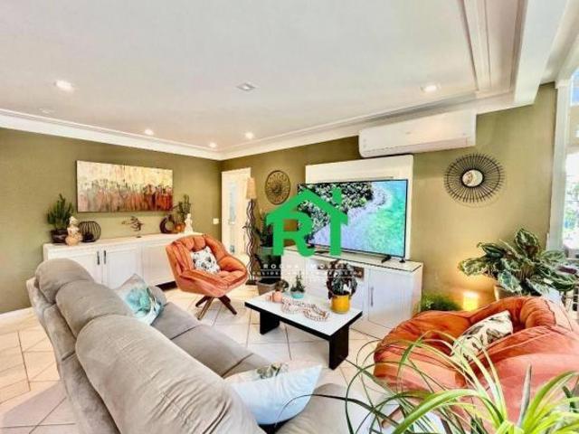 Apartamento com 4 dormitórios, 1 vaga, lazer à venda na Enseada, Guarujá/SP